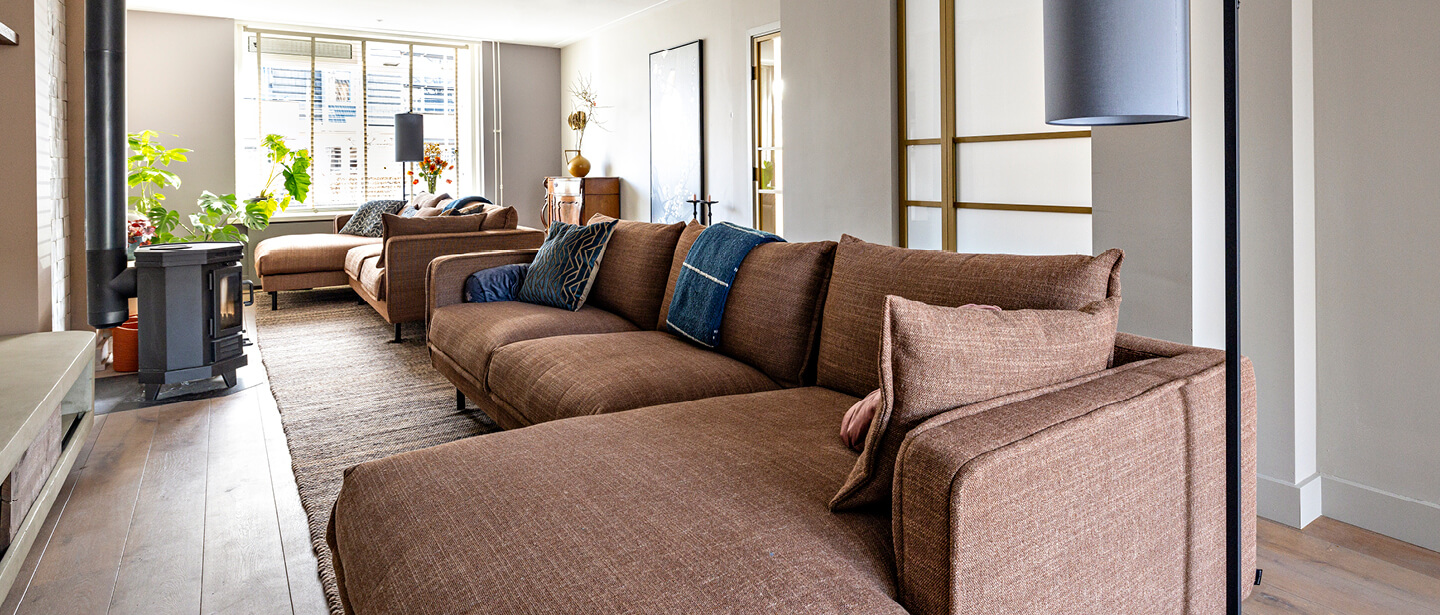 Smalle, rechthoekige woonkamer inrichten | Eijerkamp Wonen